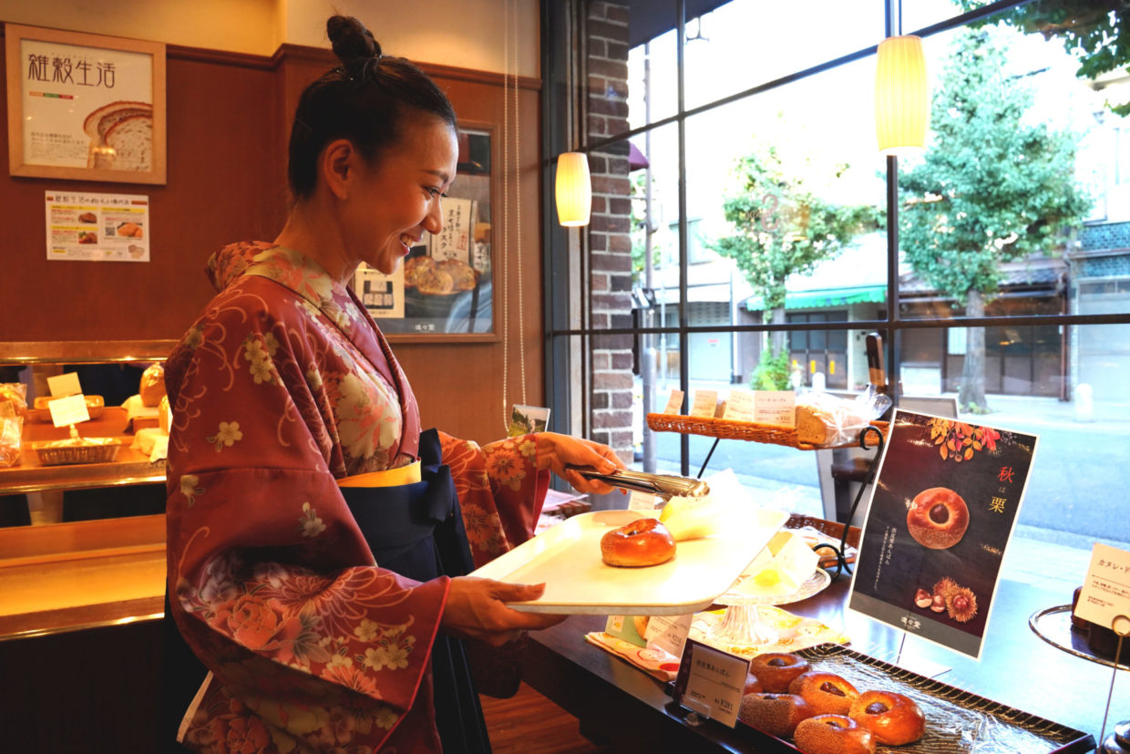 Bakeries in Kyoto – Shinshindo – UME SAKURA